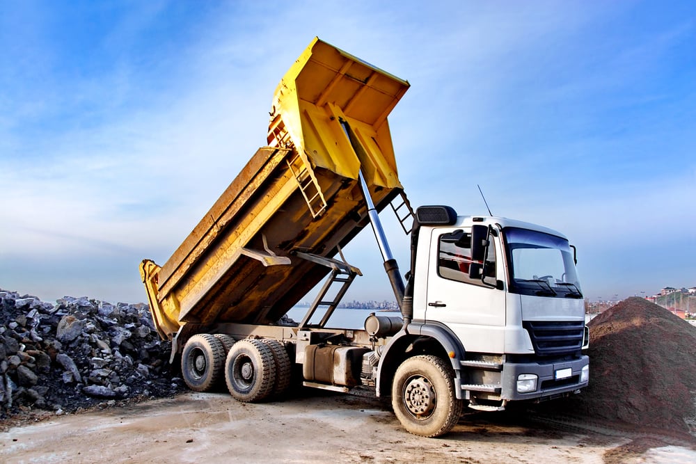 Tipper truck hire Melbourne: haulage rates guide